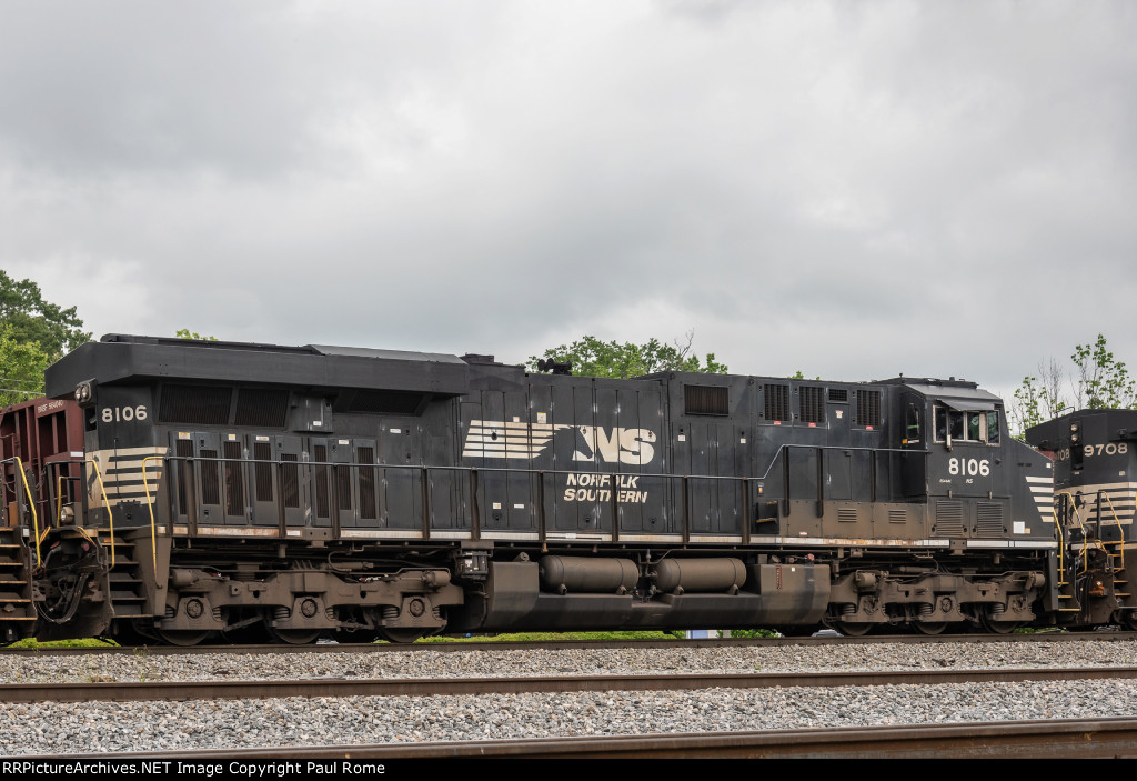 NS 8106, GE ES44AC, westbound departing Norris Yard